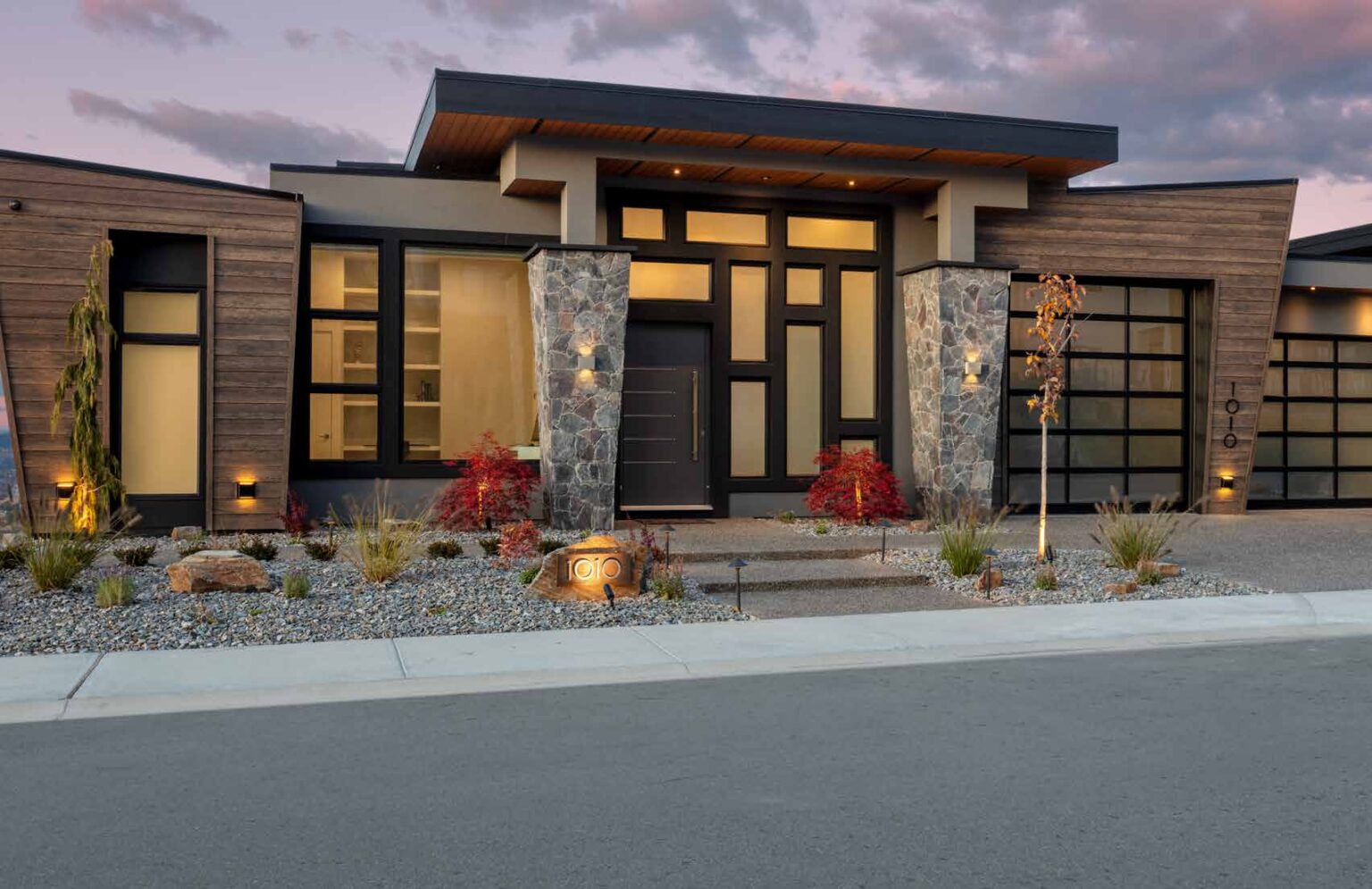 Woodtone RusticSeries™on LP® SmartSide | International Wood Products, LLC.